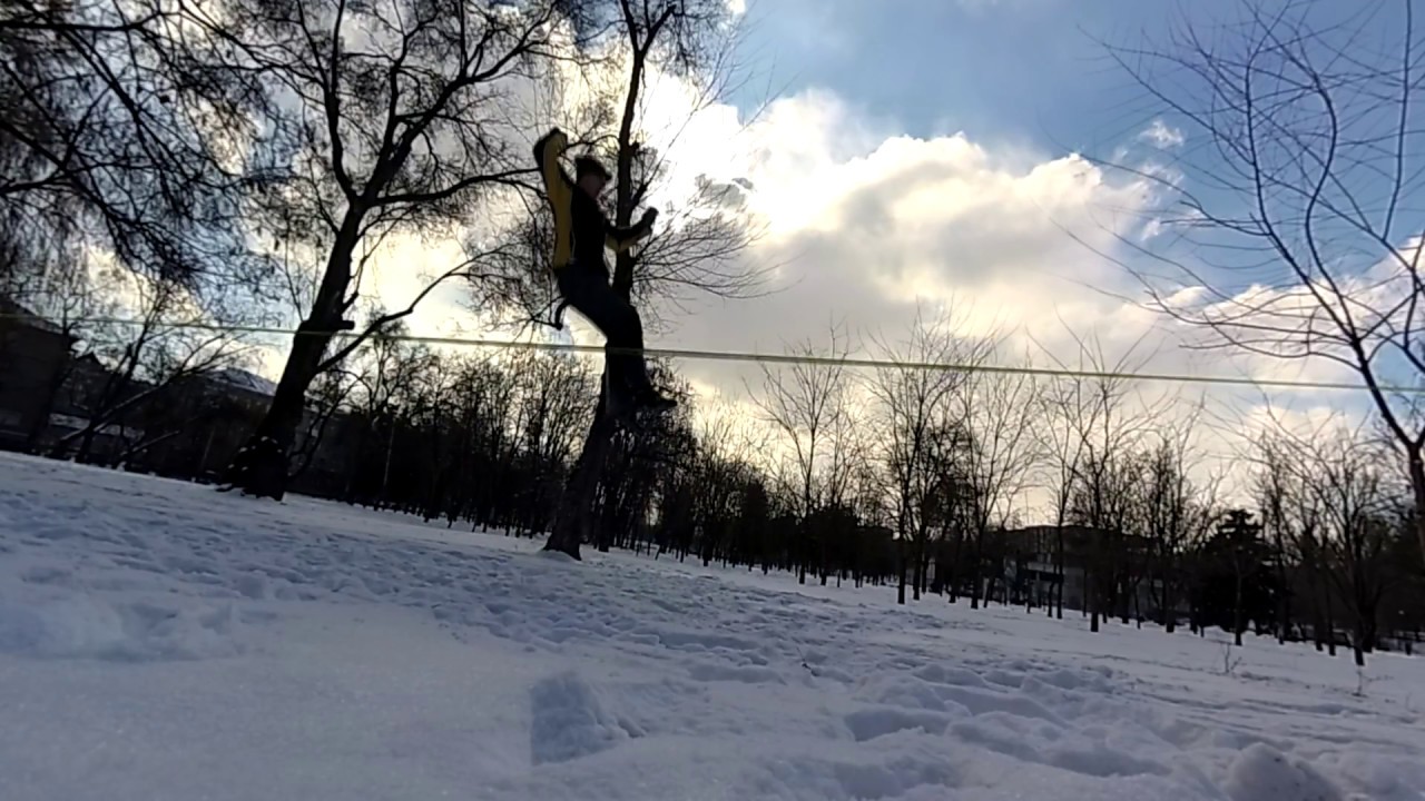 Winter Slackline SlowMotion 02/2017 - YouTube