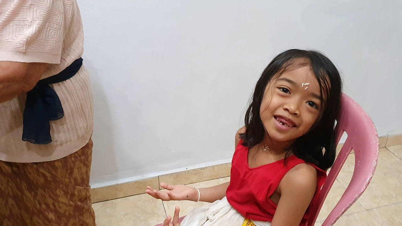 Vlog 0013 - Otonan Dayu Radha dan makan Gelato di Kolaborasi Untuk Desa ...