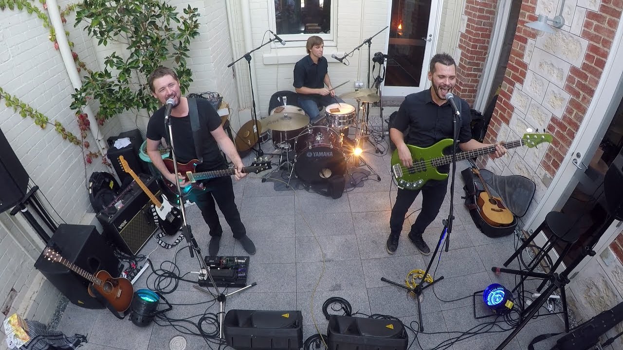 Dynamite (Perth Cover Band) - Live Video - YouTube