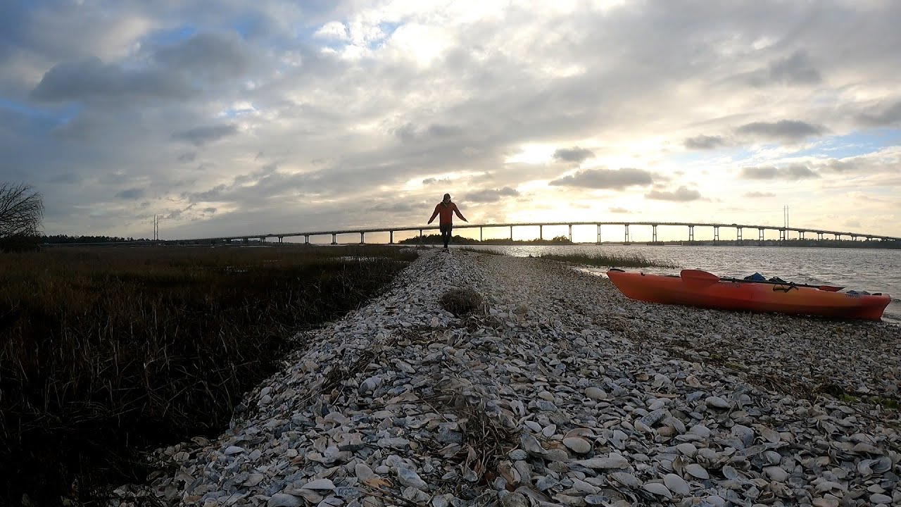 Kayaking on the Bogue Sound in eastern North Carolina - YouTube