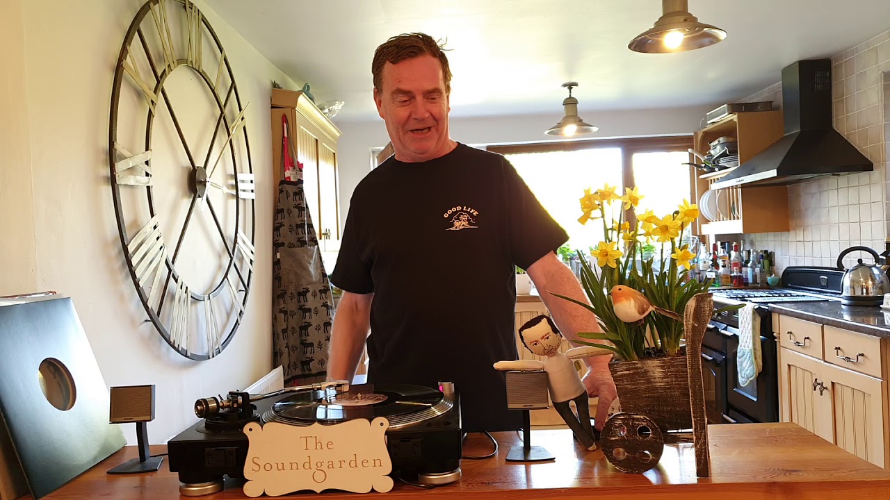 Vinyl-only releases & Giegling - YouTube
