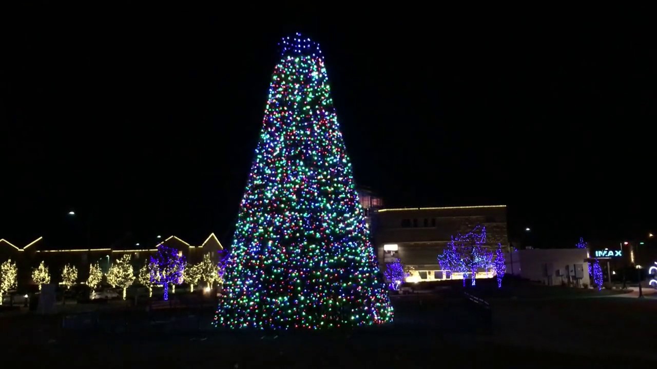 ELP - Nutrocker - Manhattan - Christmas Tree - 2016 - YouTube