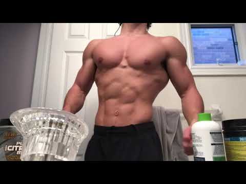 Amazing Flexing / *Crazy Shredded Teen* - YouTube