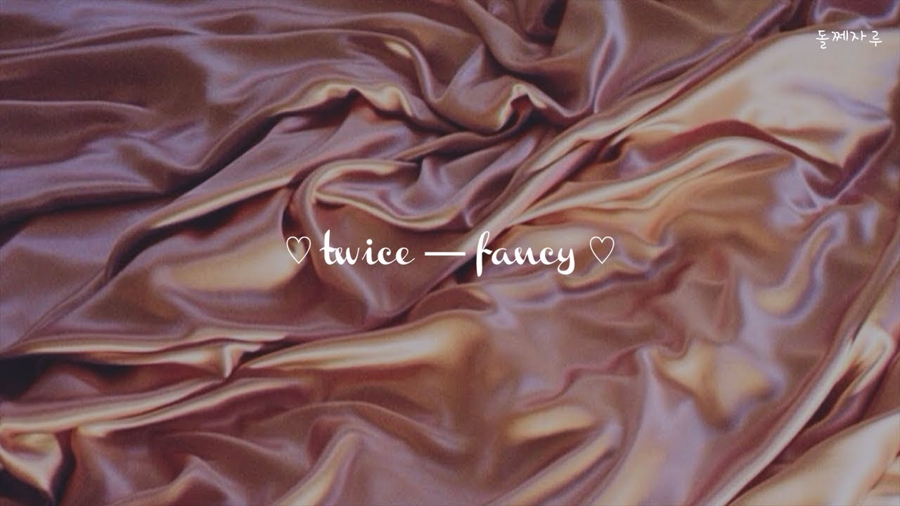 twice — fancy traducción al español - YouTube