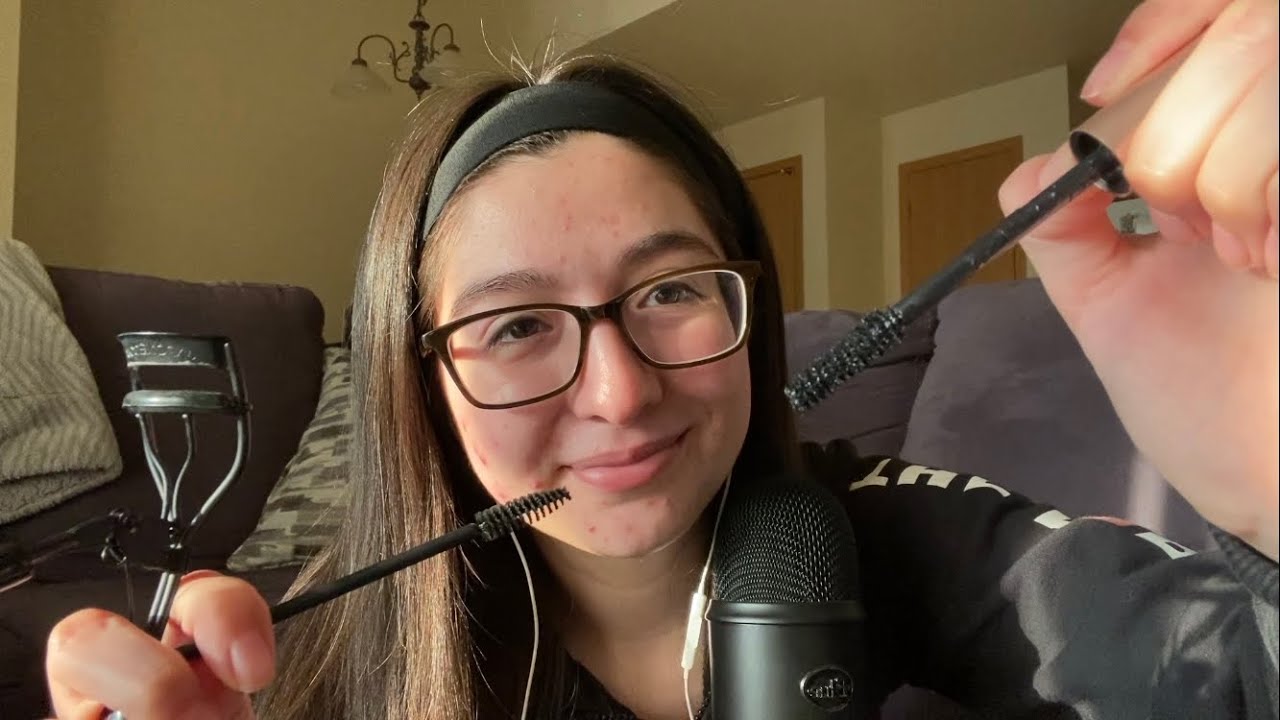 Doing Your Mascara In 1 Minute ASMR Roleplay👀 - YouTube