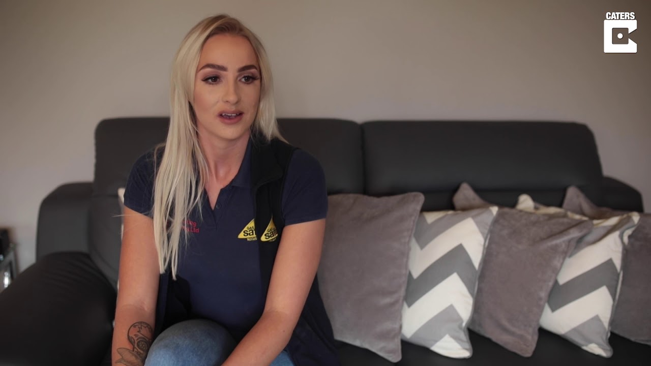 Meet The Uks Sexiest Plumber Youtube
