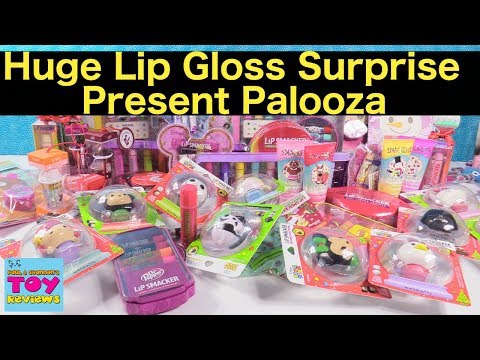 Lip Smackers Huge Surprise Present Disney Tsum Tsum Lip Gloss Palooza | PSToyReviews