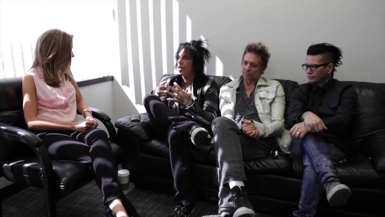 SIXX:AM ANNOUNCES HEADLINING TOUR - YouTube