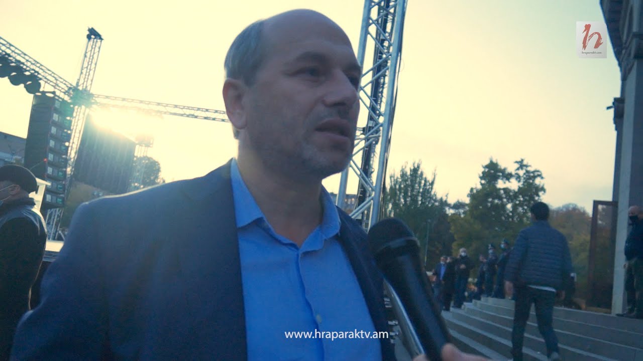 Հայաստանը գտնվում է ոչ թե բանակցային սեղանի շուրջ այլ սեղանի վրա