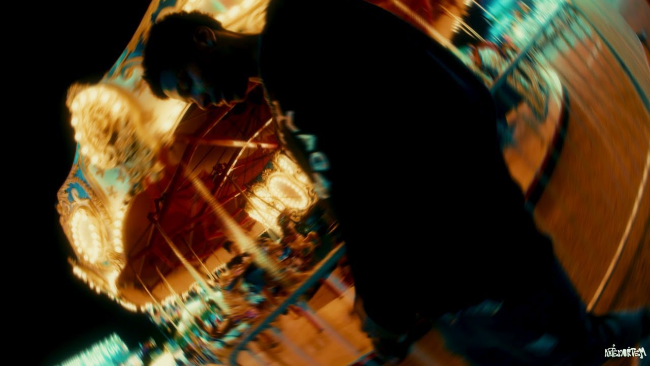 Luhhkal - 9 On My Hip [prod. troyvixious] - YouTube