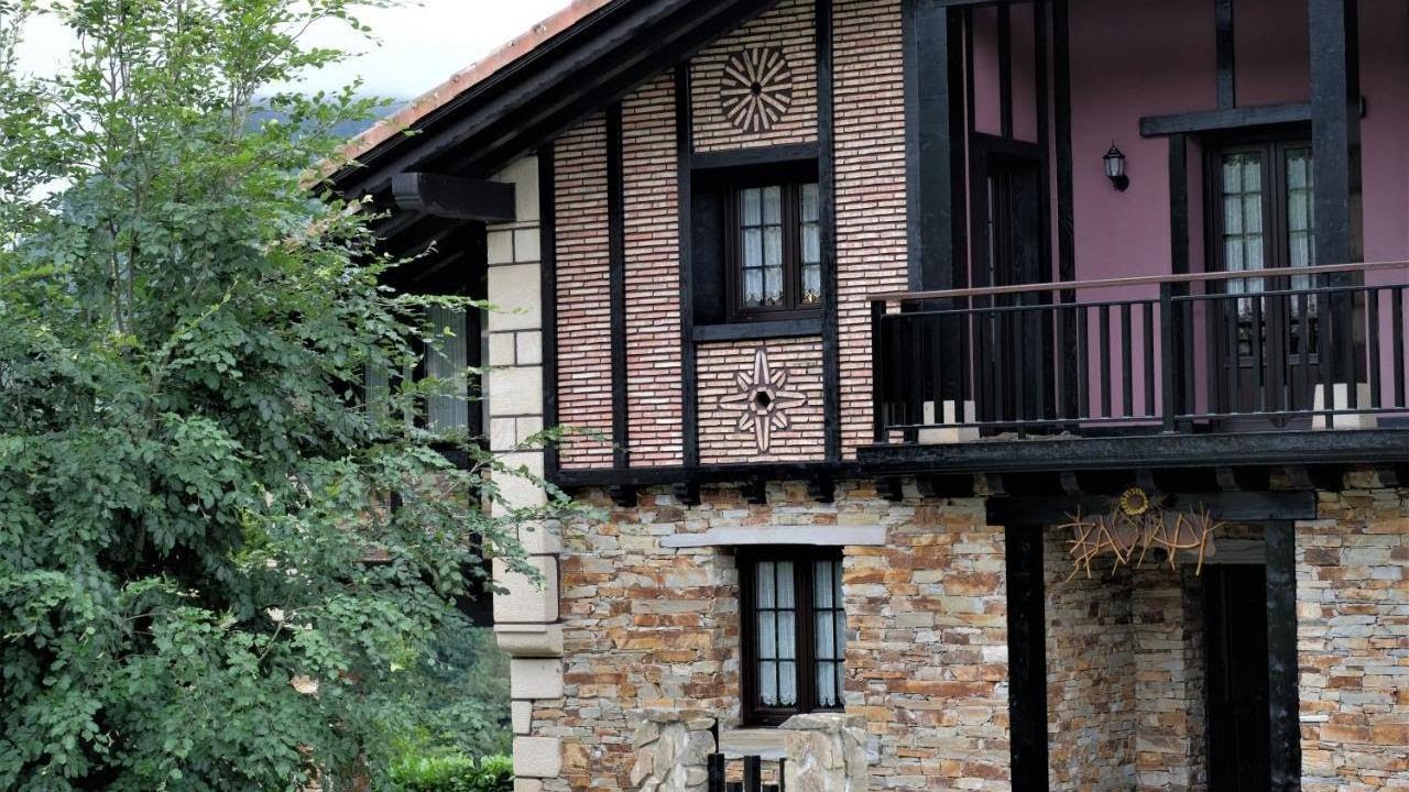 Bagadi, Arantza, Spain - YouTube