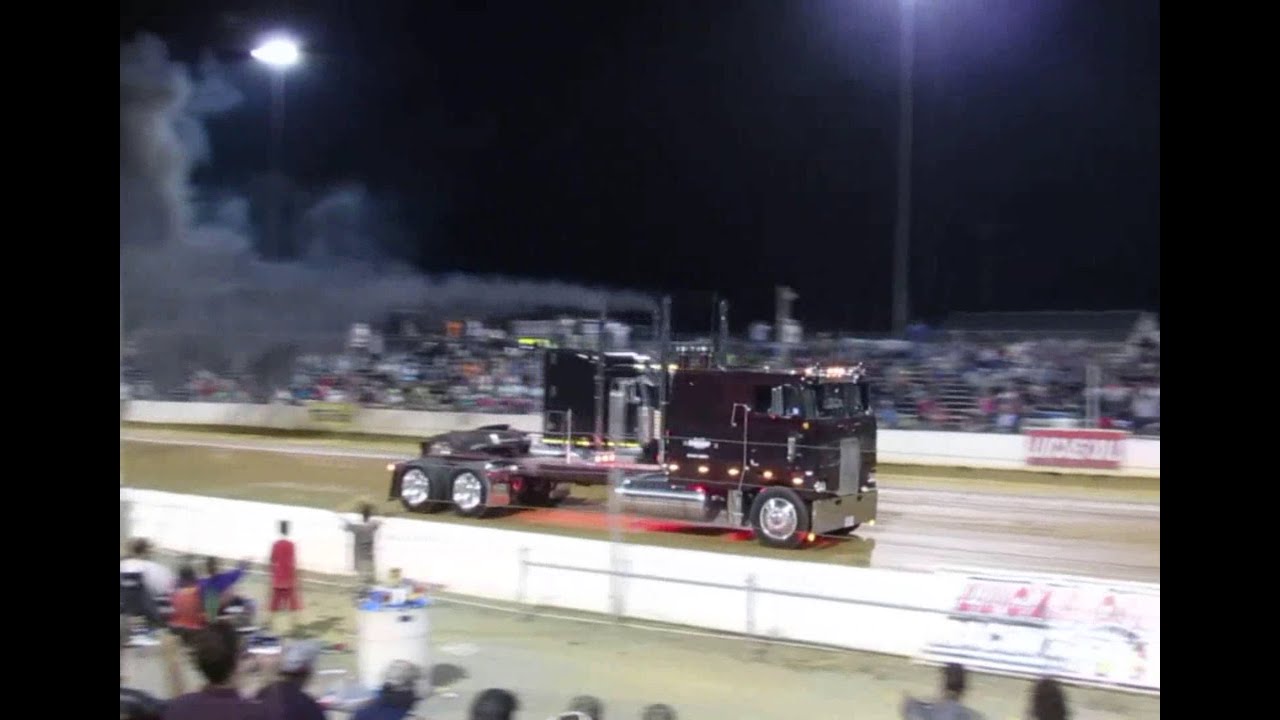 Semi Drag Racing At The Buck, Truckers Day (FULL) - YouTube