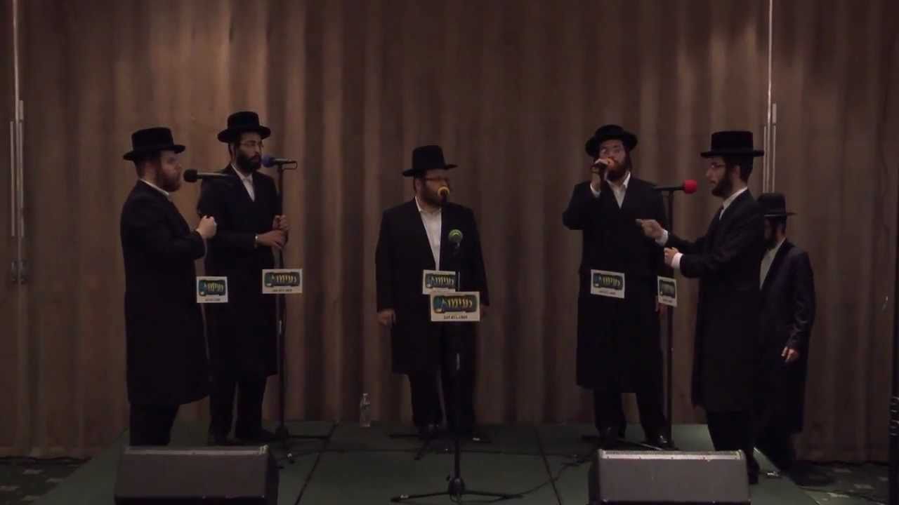 Neimos Choir and Yoel Falkowitz in The Atrium, Monsey - 02 Anim Zemiros ...