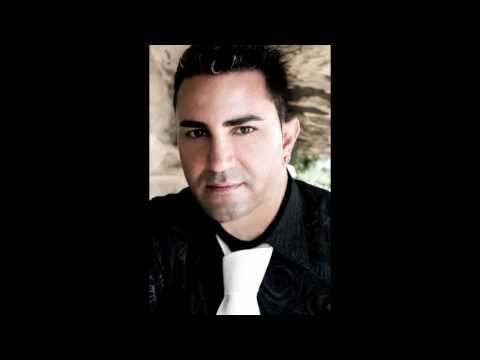 Fadi Assaf at a wedding in Lebanon. Jesr Rash3een 2012 - YouTube