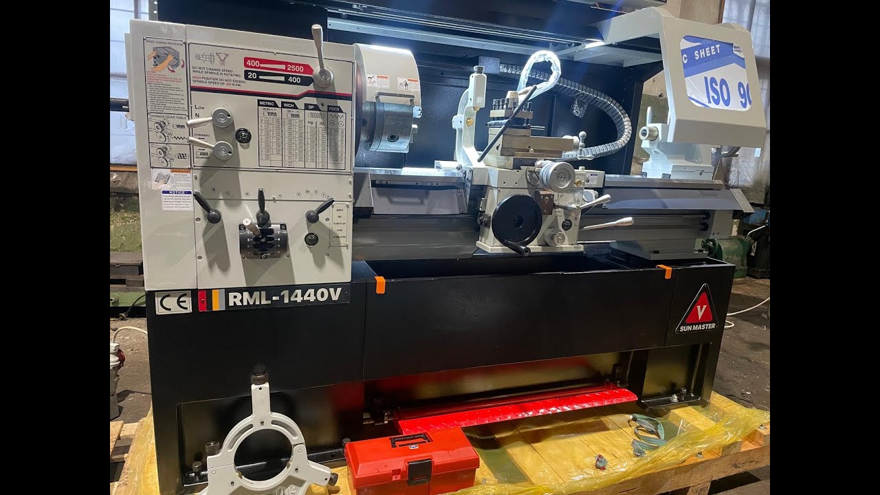Sunmaster lathe machine RML1440,Rīga - YouTube