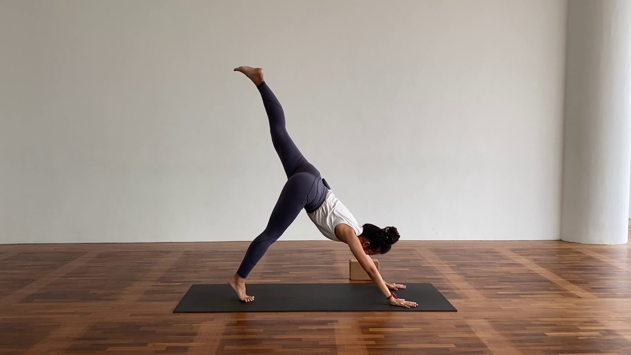 45-min Flow with Pranayama and Silent Sitting with Shena Na - YouTube