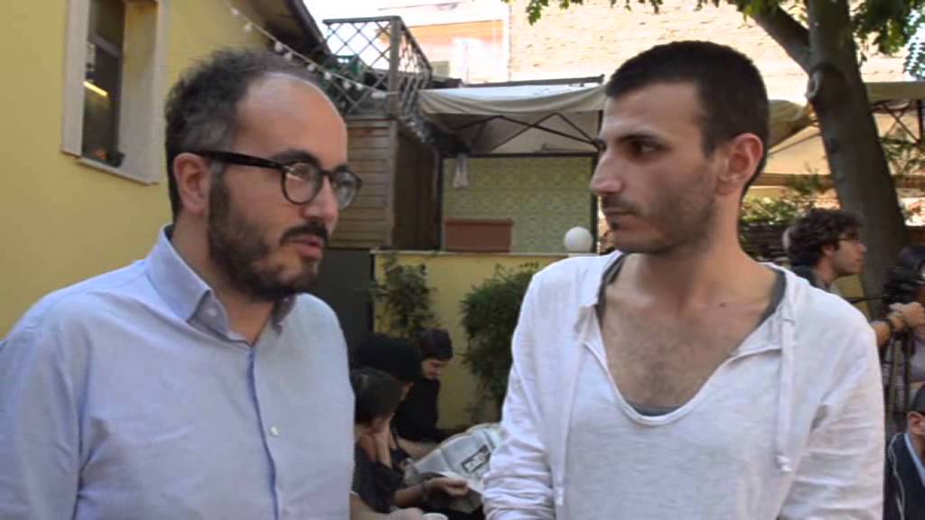 Mal di interviste #4 - il libro feticcio di Christian Raimo - YouTube