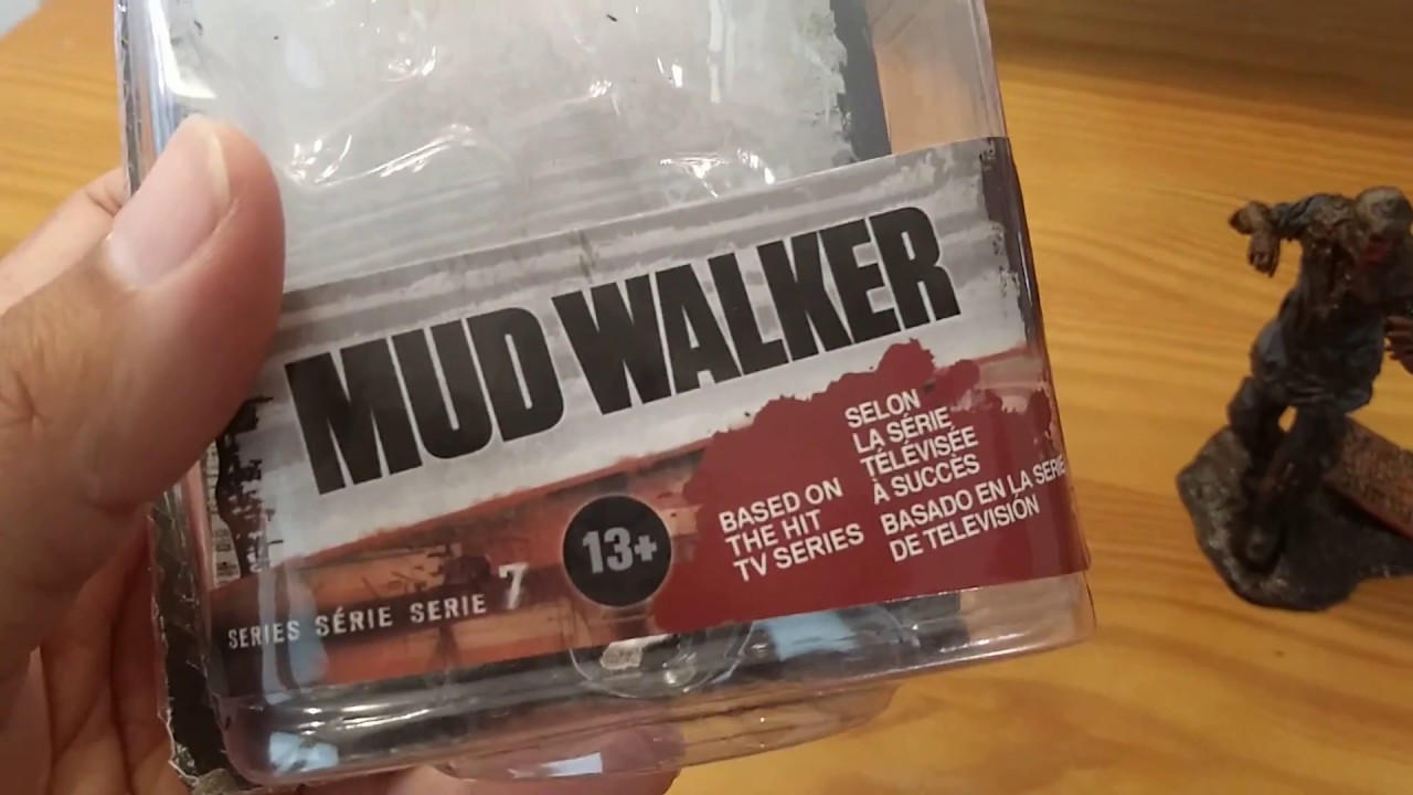 THE WALKING DEAD 💀 MUD WALKER ACTION FIGURE REVIEW! - YouTube