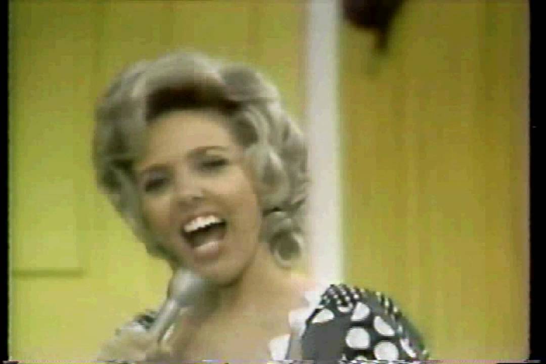 Peggy Little - He Goes Walking Through My Mind - YouTube