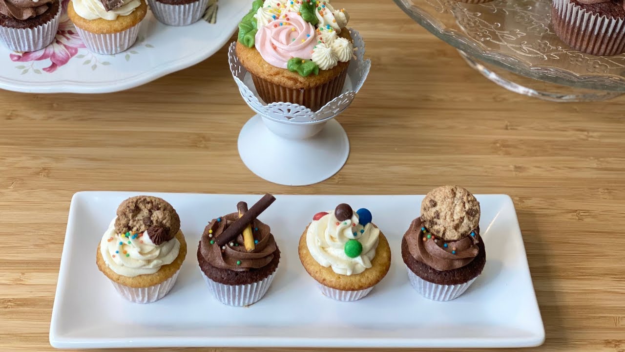 Easy Vanilla Cupcakes / Homemade Best Cupcakes - YouTube