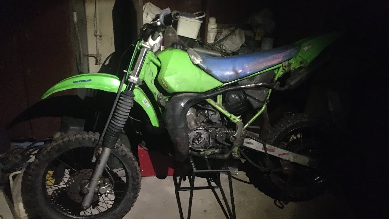 Kawasaki kx80 - YouTube