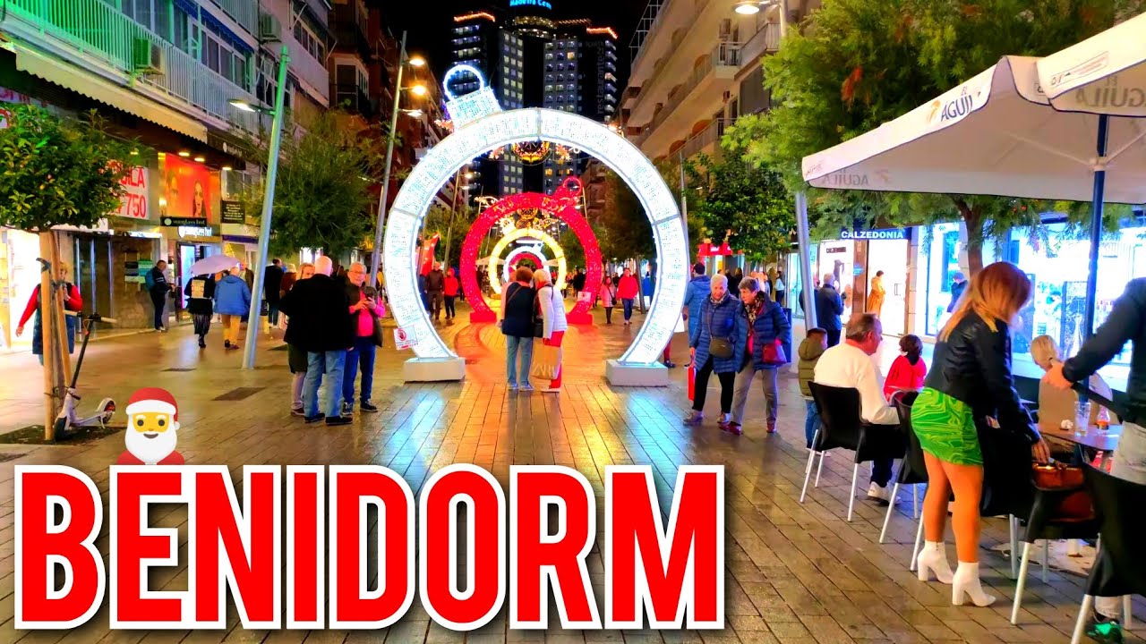 BENIDORM 🇪🇦 CHRISTMAS 2022🎄 Spain Costa Blanca Walking Tour 4K - YouTube