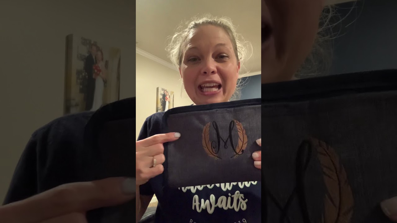 Thirty-One Get Creative Zipper Pouch - YouTube