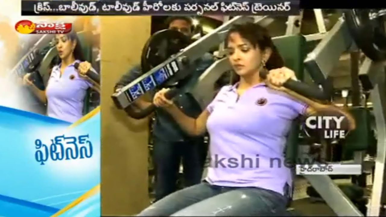 Kris Gethin GYM in Hyderabad || Manchu Lakshmi Work Out - Watch ...