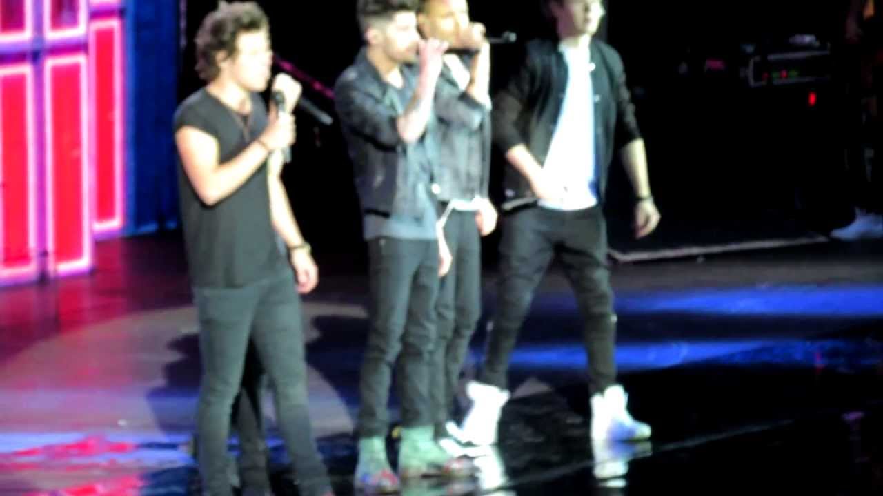 One Direction live Arena di Verona Italy Up All Night 19/05/2013 - YouTube