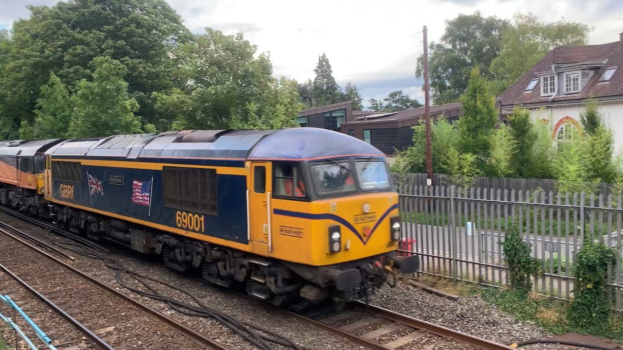 Class 69 + 66 | 69001 + 66846 | Double Header | GB Railfreight + Colas ...