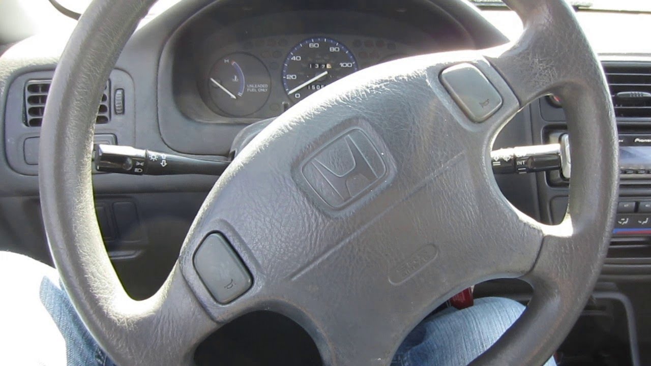 Car vocabulary | Vocabulario de un coche - YouTube