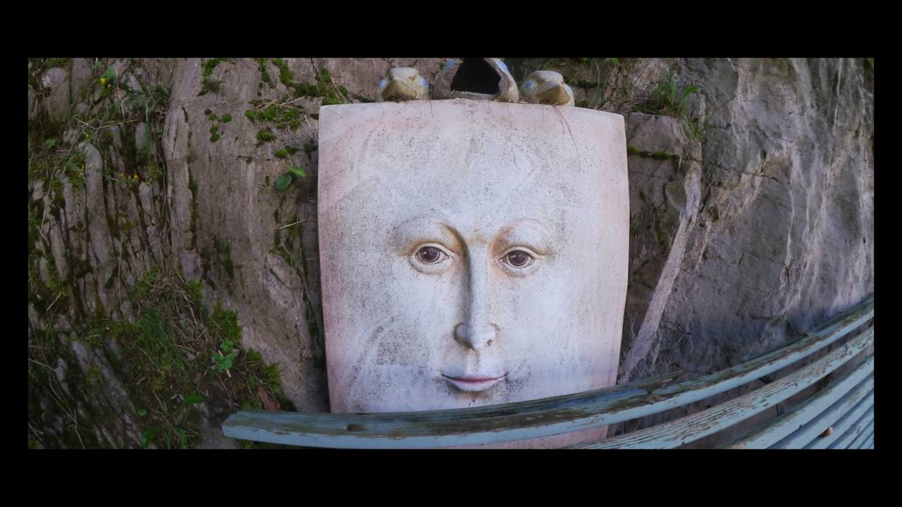 La colline de Saint-Triphon - YouTube