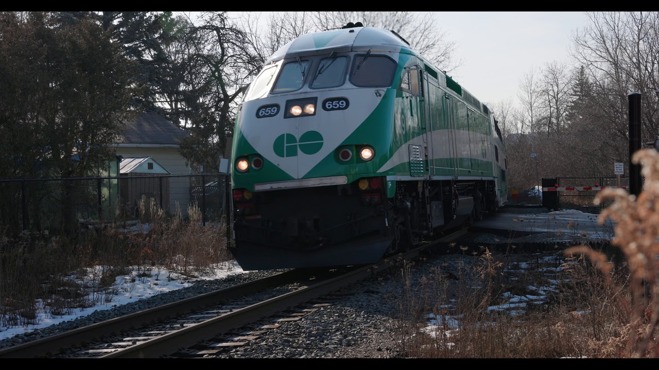Go Train Markham Unionville Station - YouTube