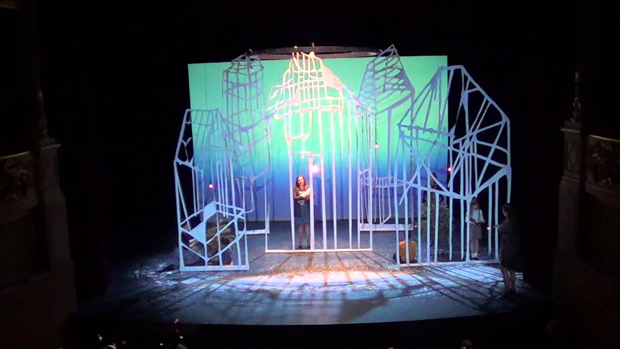 LA PETITE FILLE AUX ALLUMETTES • August Enna • Opéra - YouTube