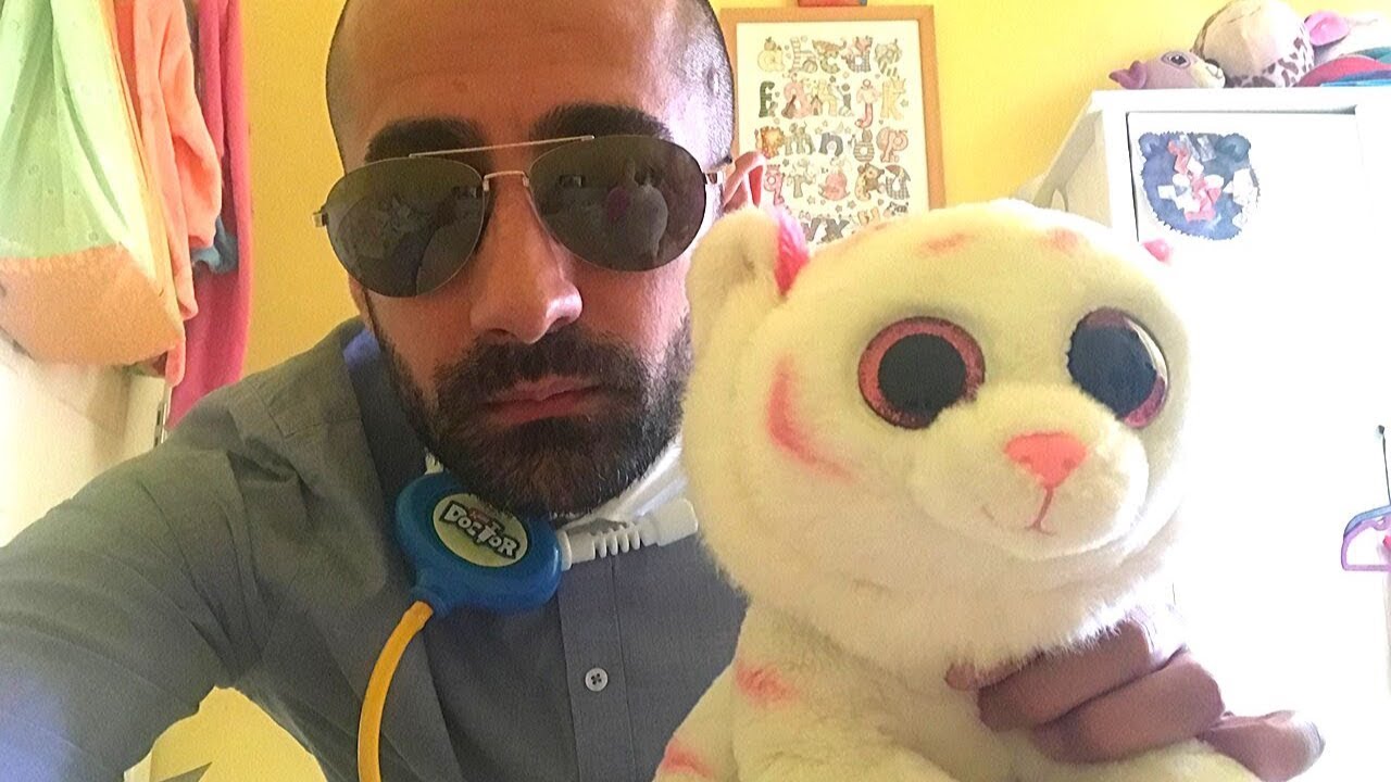Beanie Boo Visits The Doctor ASMR - YouTube