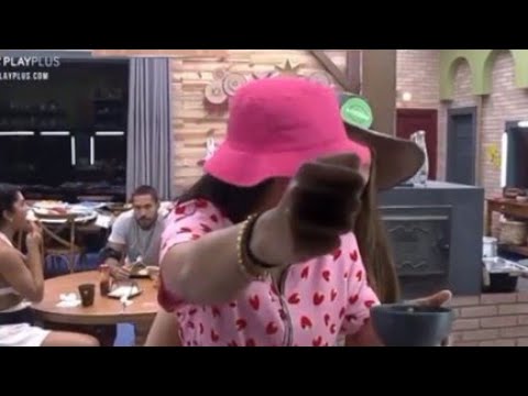 a pegada que a Dayane deu na Aline - dayline