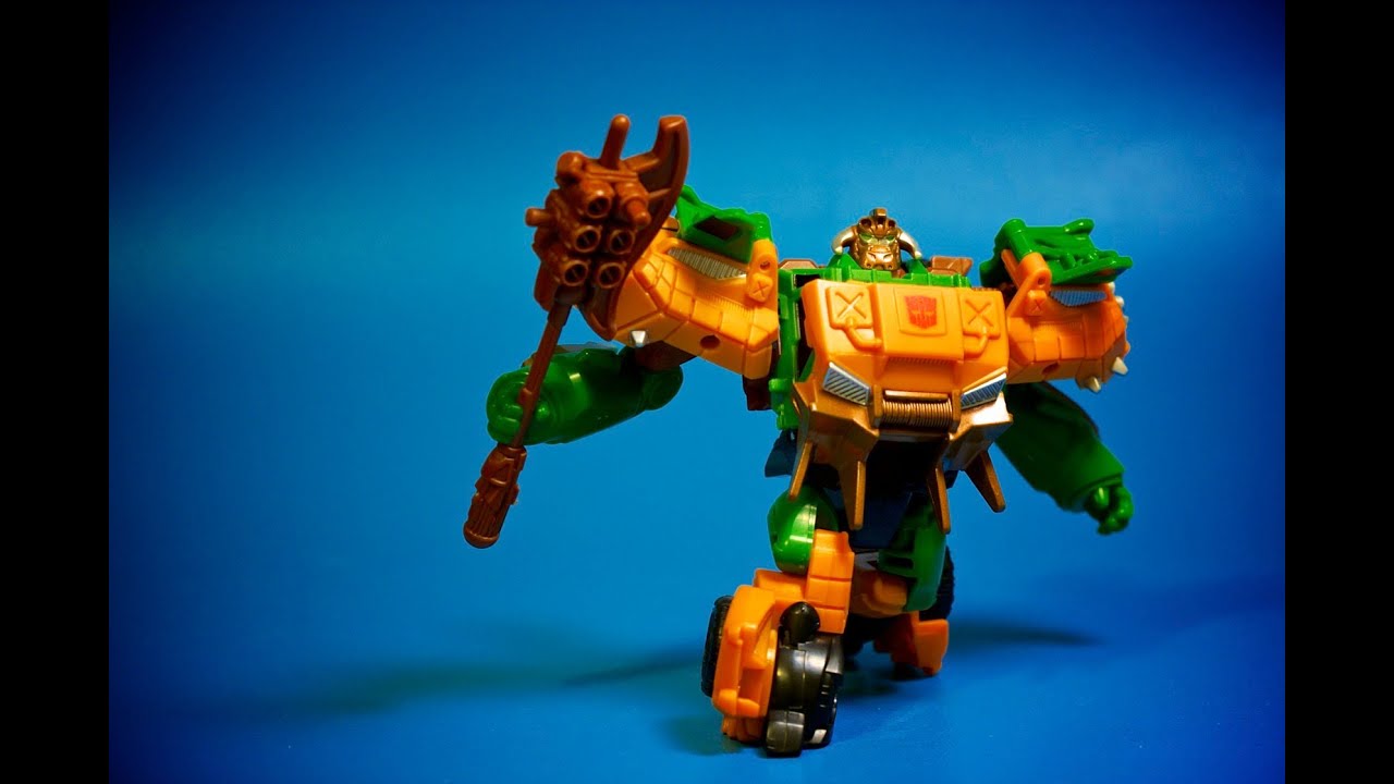 TFP Beast Hunters Cyberverse Commander Bulkhead - YouTube
