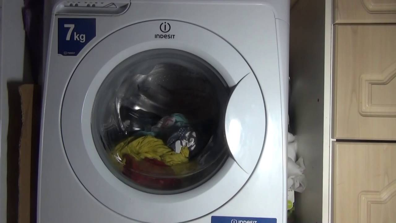 Indesit PRIME PWE71420 Washing Machine : Synthetics WATER : Wash (pt 1 ...