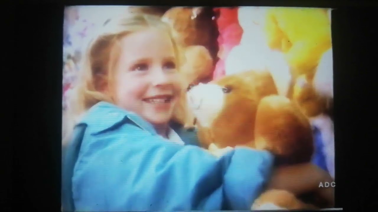 Toys R Us - "The Toys R Us Kid Song" UK TV Advert (1986-1988) - YouTube