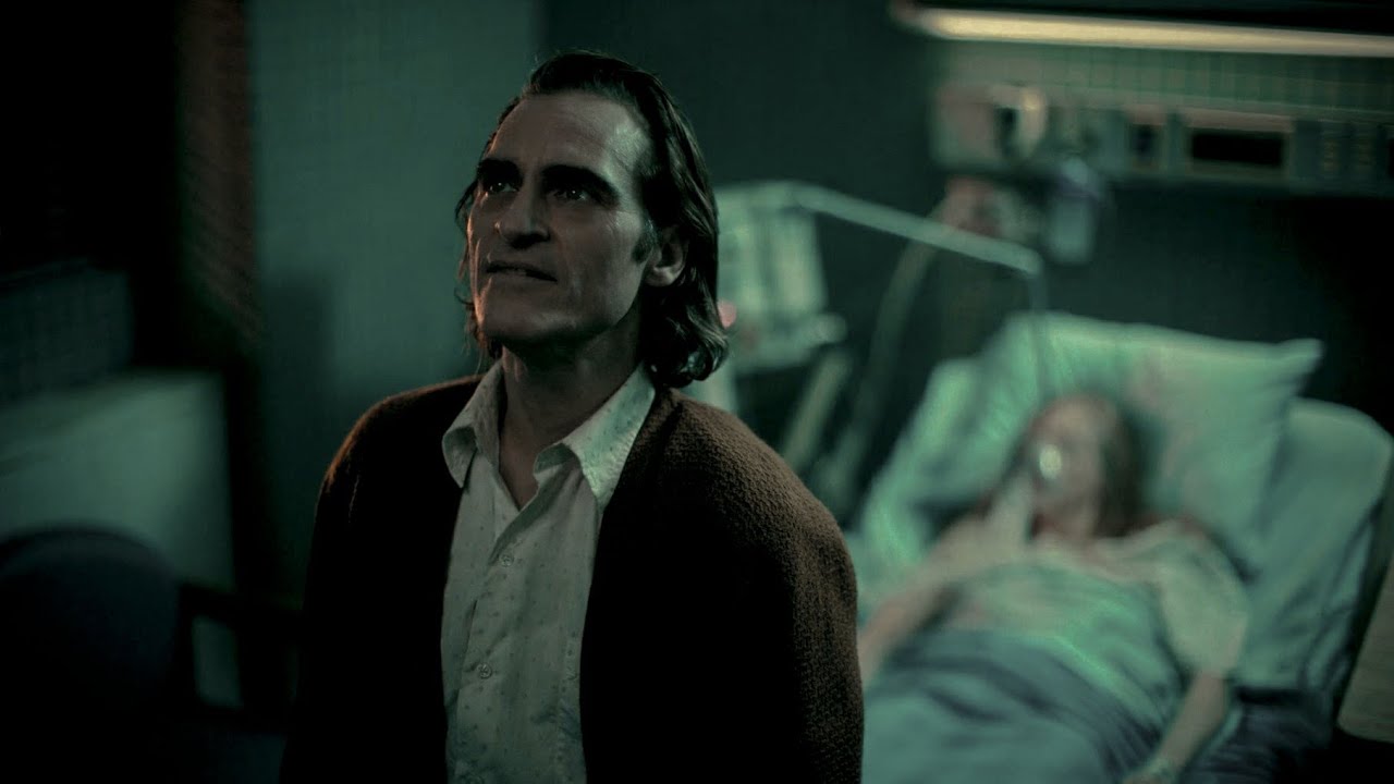 Joker 2019 | Murray makes fun of Arthur - YouTube