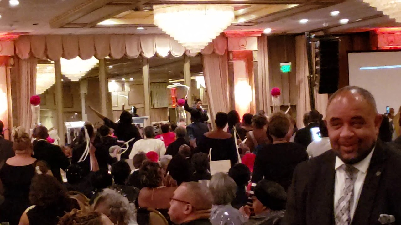 I Just Want to Praise You- Maurette Brown Clark - YouTube