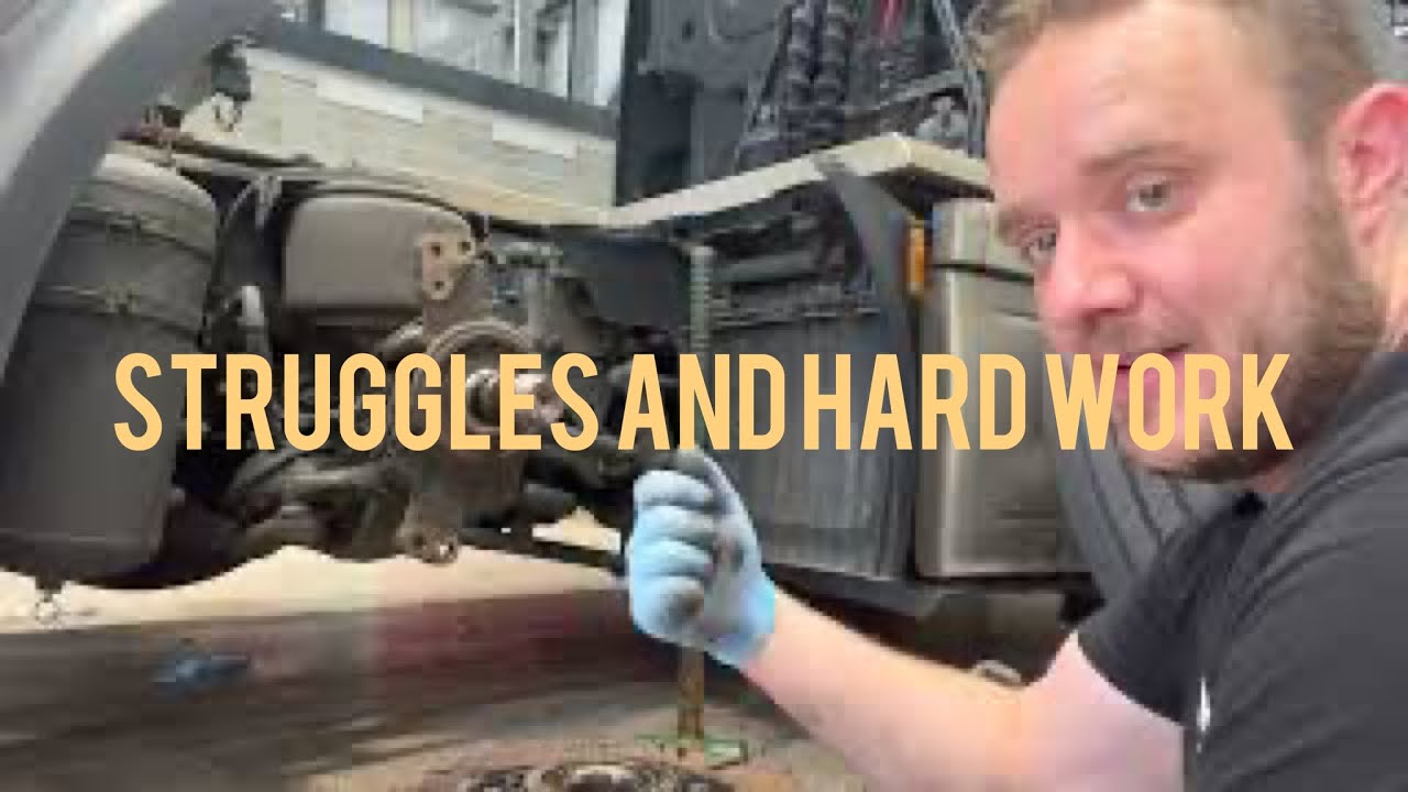 Day in there life of a HGV Mechanic- DAF CF85 Euro 6- discs and pads ...