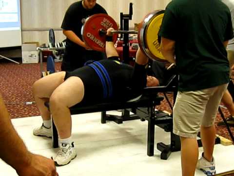 Bench Press Accidents - YouTube