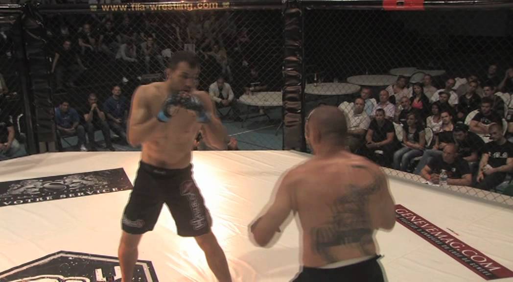 Ivan Gluhak VS Joachim Christensen HFC 3 - YouTube