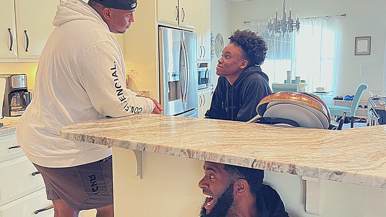 The Thanksgiving Turkey Thief 👀🏃🏾‍♂️ EP. 4 - YouTube