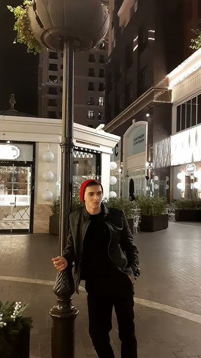 ქართველი ბიჭი ცეკვავს სტამბულის ქუჩებში Youtube