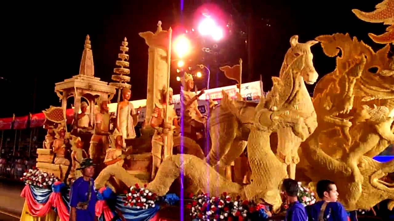 candle parade in Candle Festival #1 - YouTube