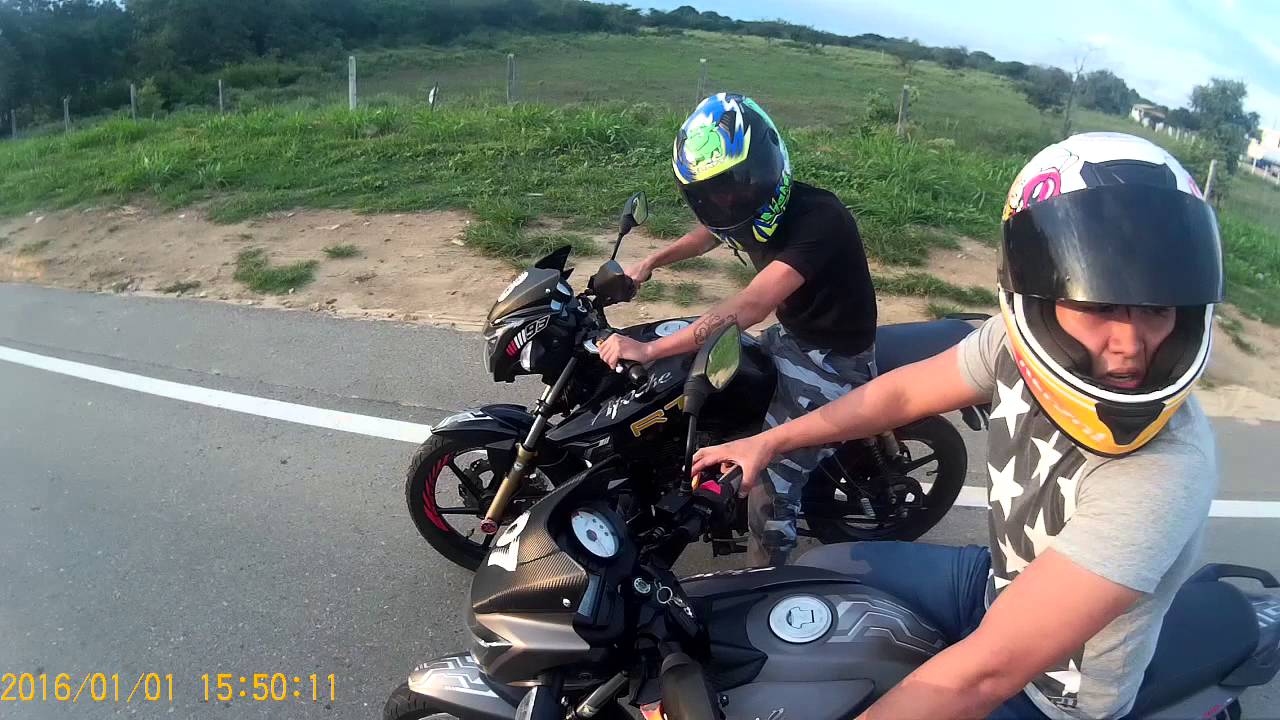 tvs apache vs akt cr5 - YouTube