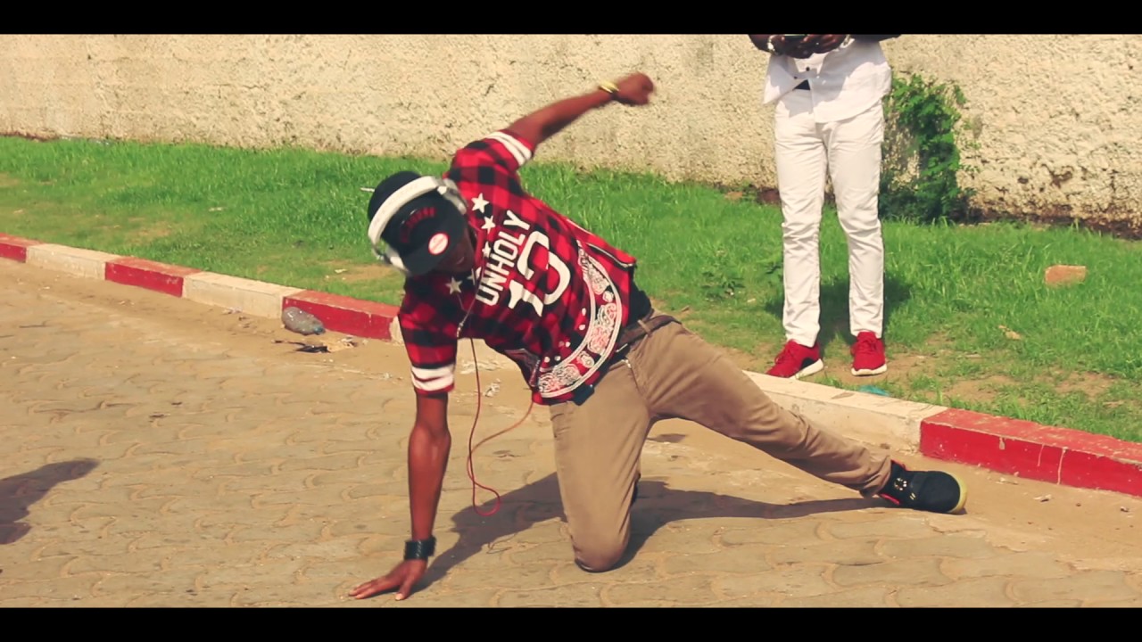 TOXIC aka big bad mask krump - YouTube