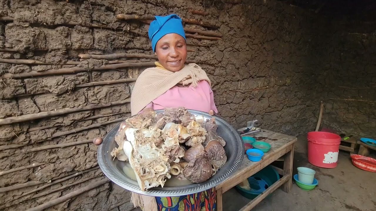 African village life #cooking Mouth-Watering Organic Food For breakfast ...